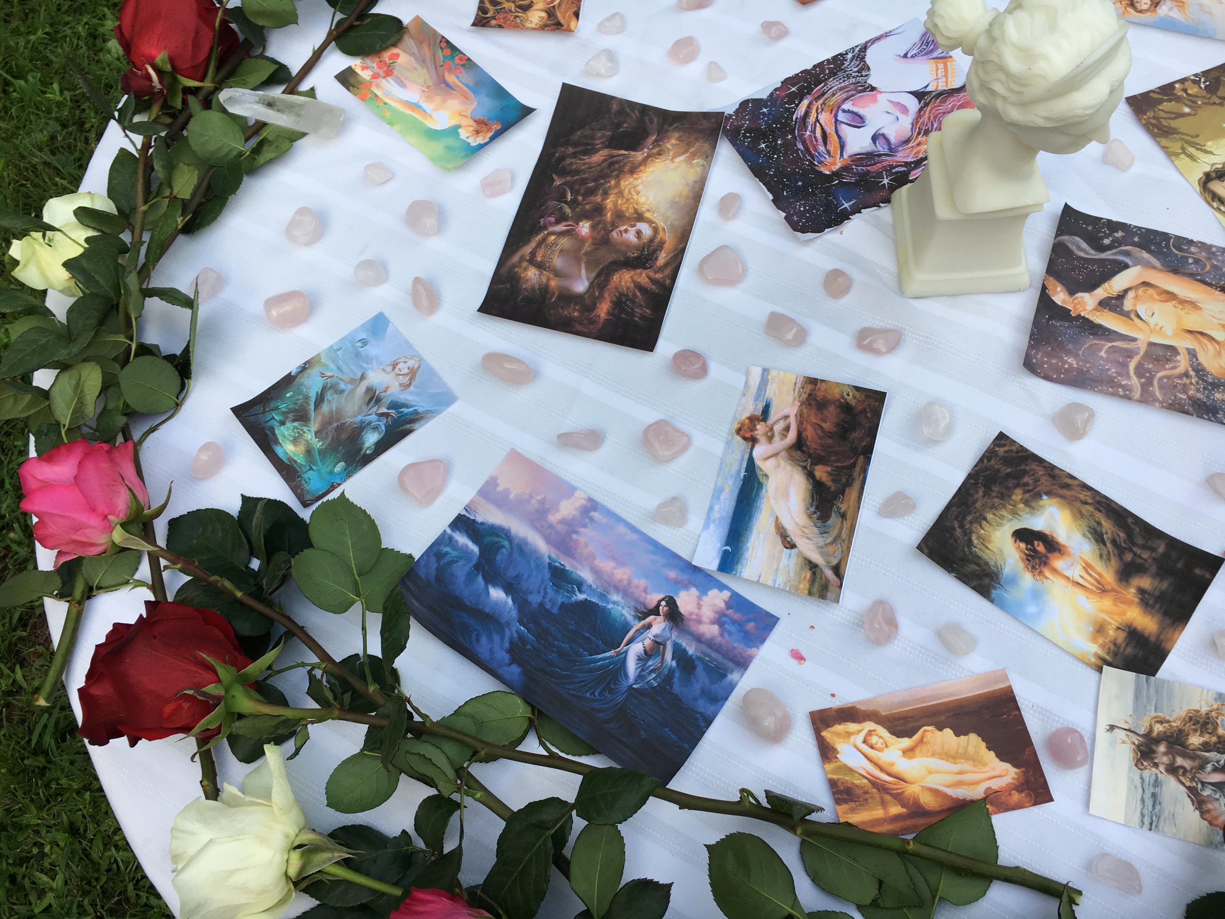 An Altar for Aphrodite: Intention and Honoring the Goddess – Priestess ...